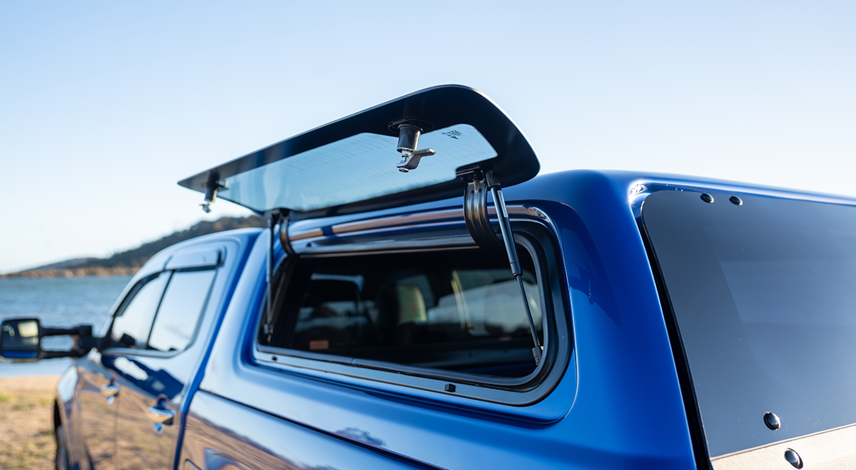 D-MAX TOUR MATE De Force | Isuzu UTE Australia